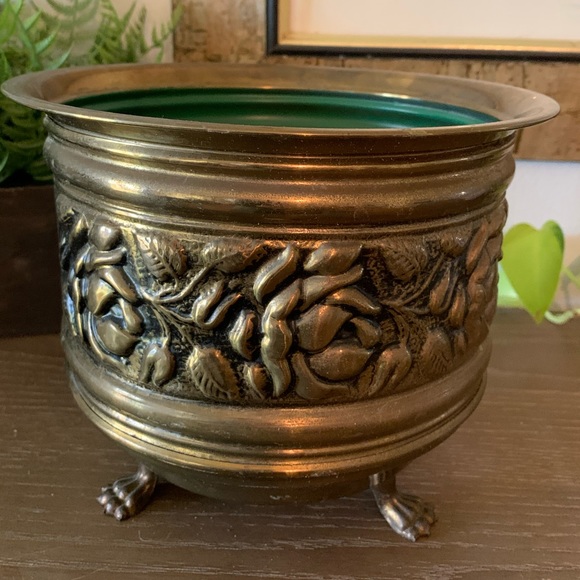 Brass clawfoot Embossed Planter Cottagecore Floral
